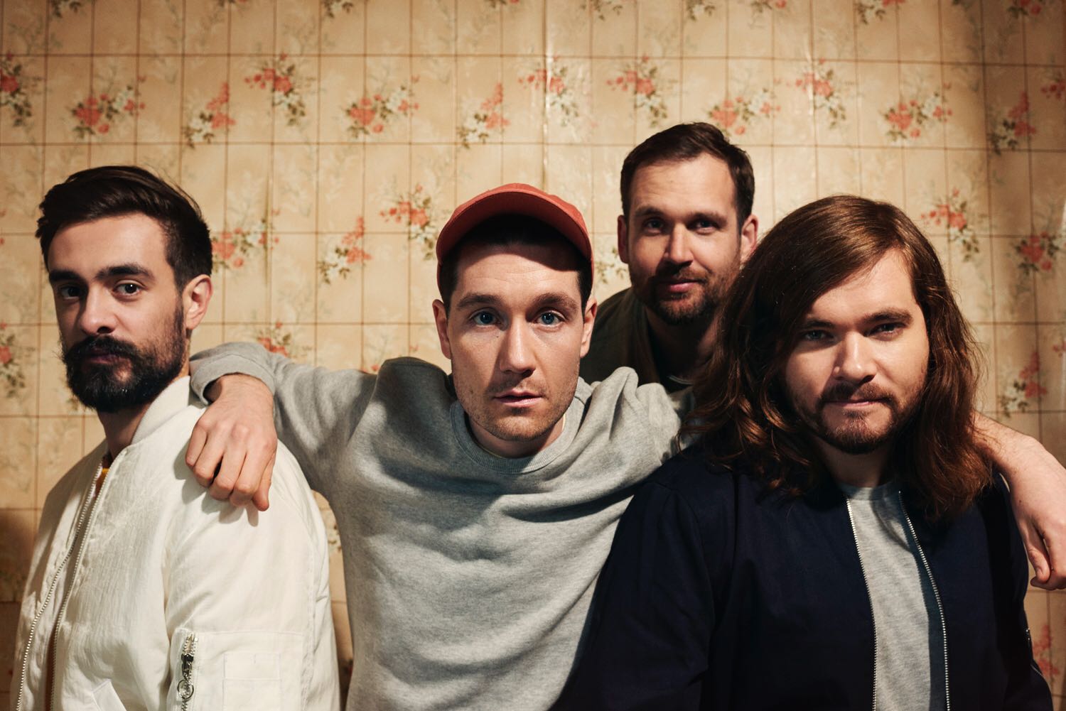 BASTILLE win Best Group 2018 at the Silver Clef Awards • Red Light ...